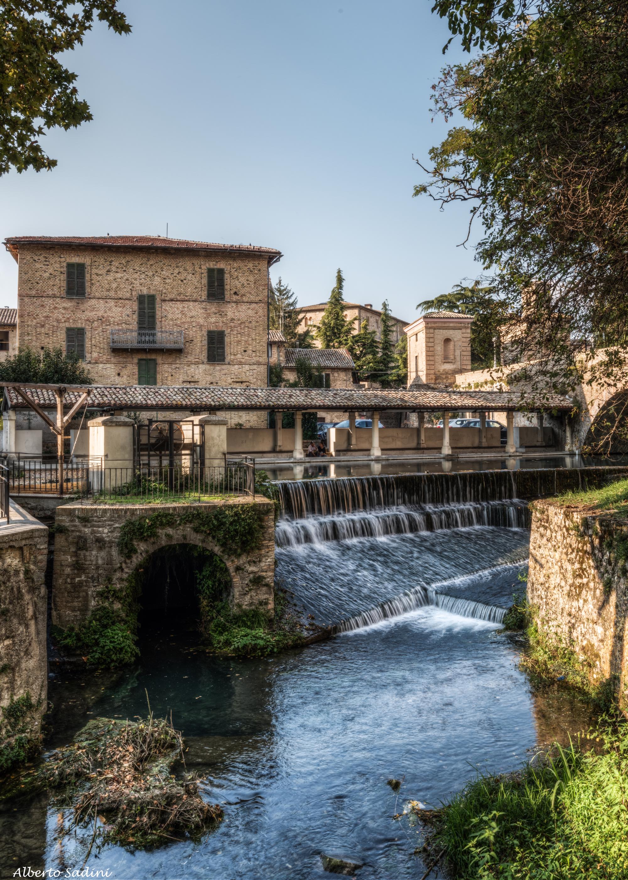 Trekking tra i magnifici paesaggi di Bevagna - Exploring Umbria