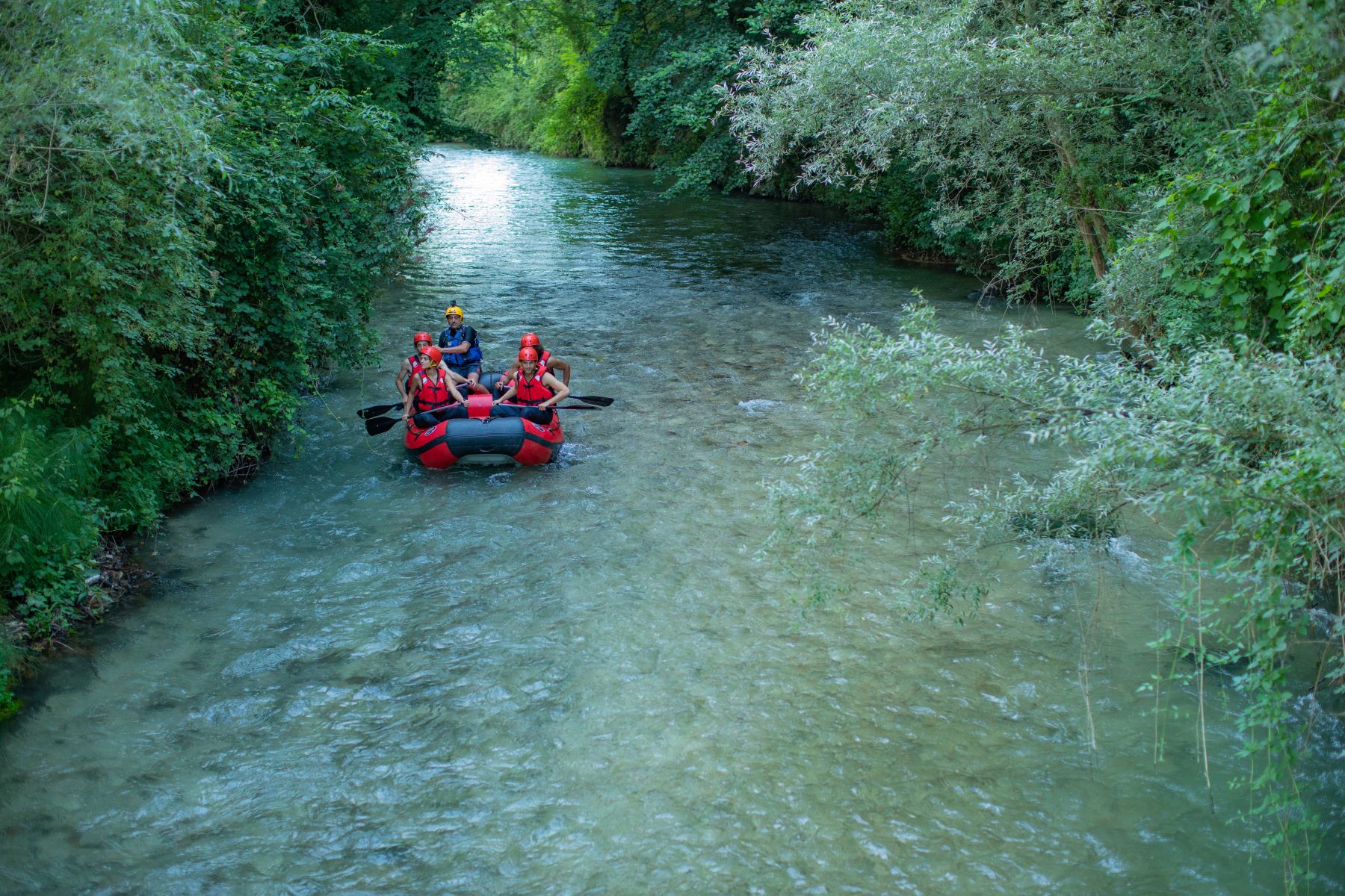 Easy rafting in Umbria, on the Nera river - Exploring Umbria