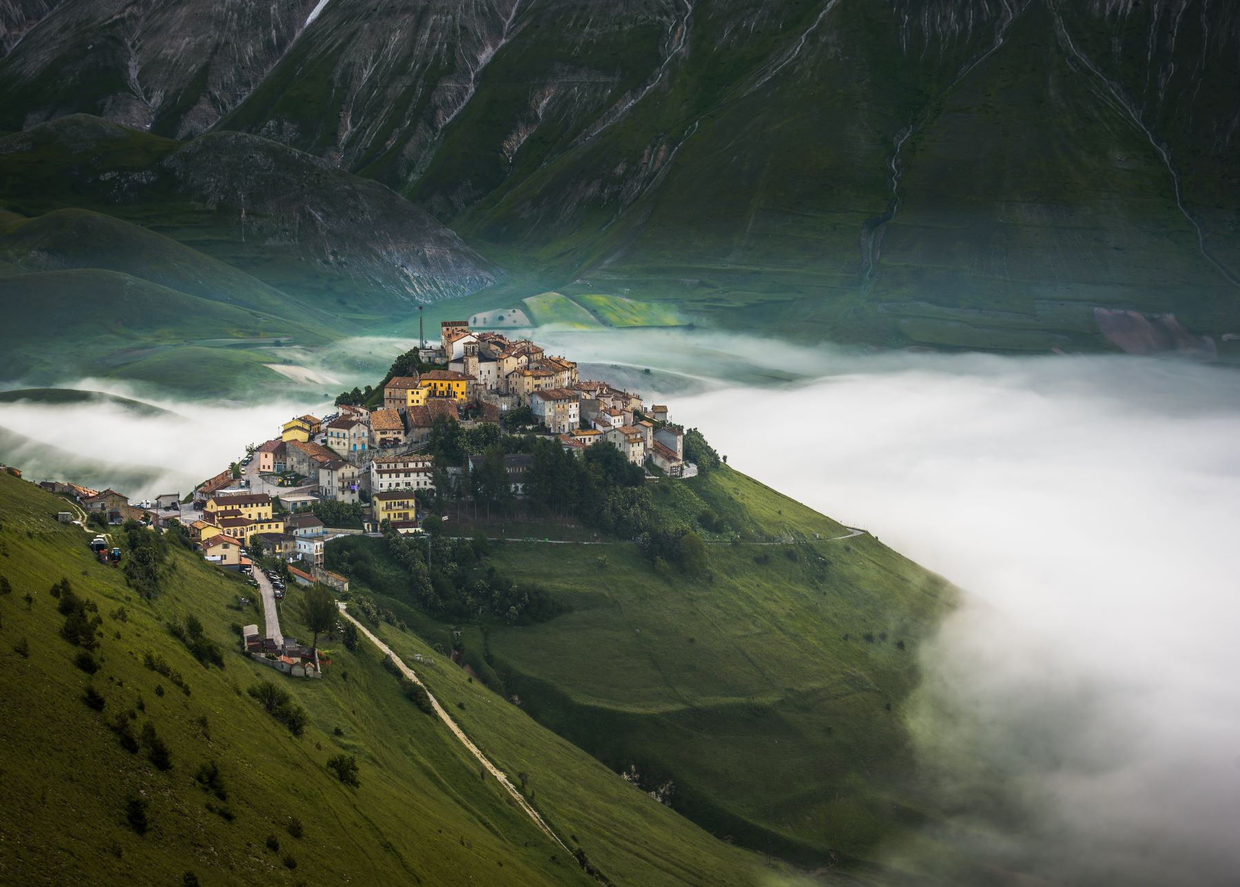 Percorso in bici tra Norcia e Castelluccio - Exploring Umbria